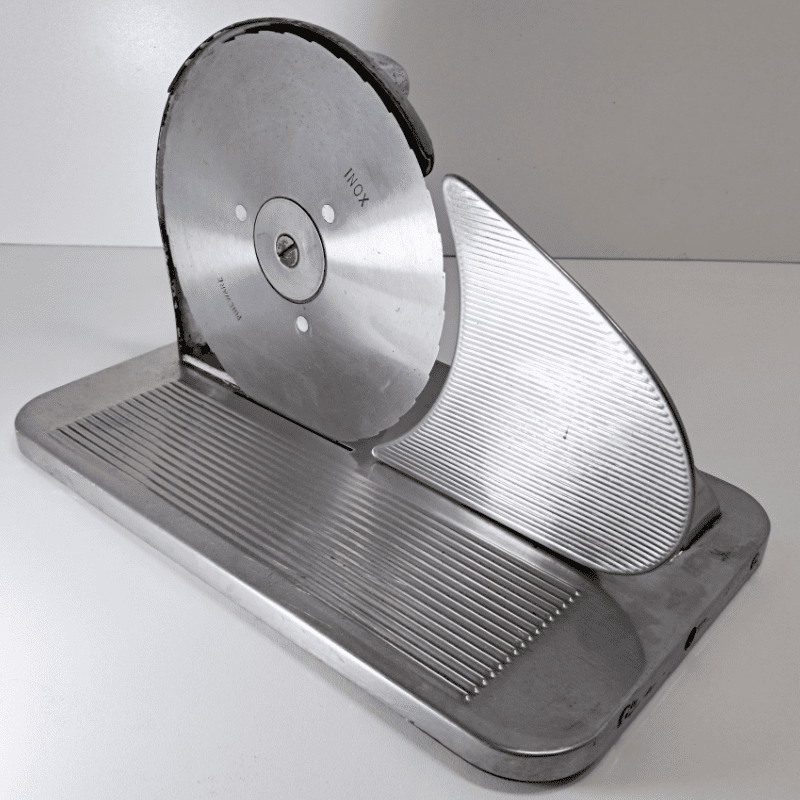 bread slicer